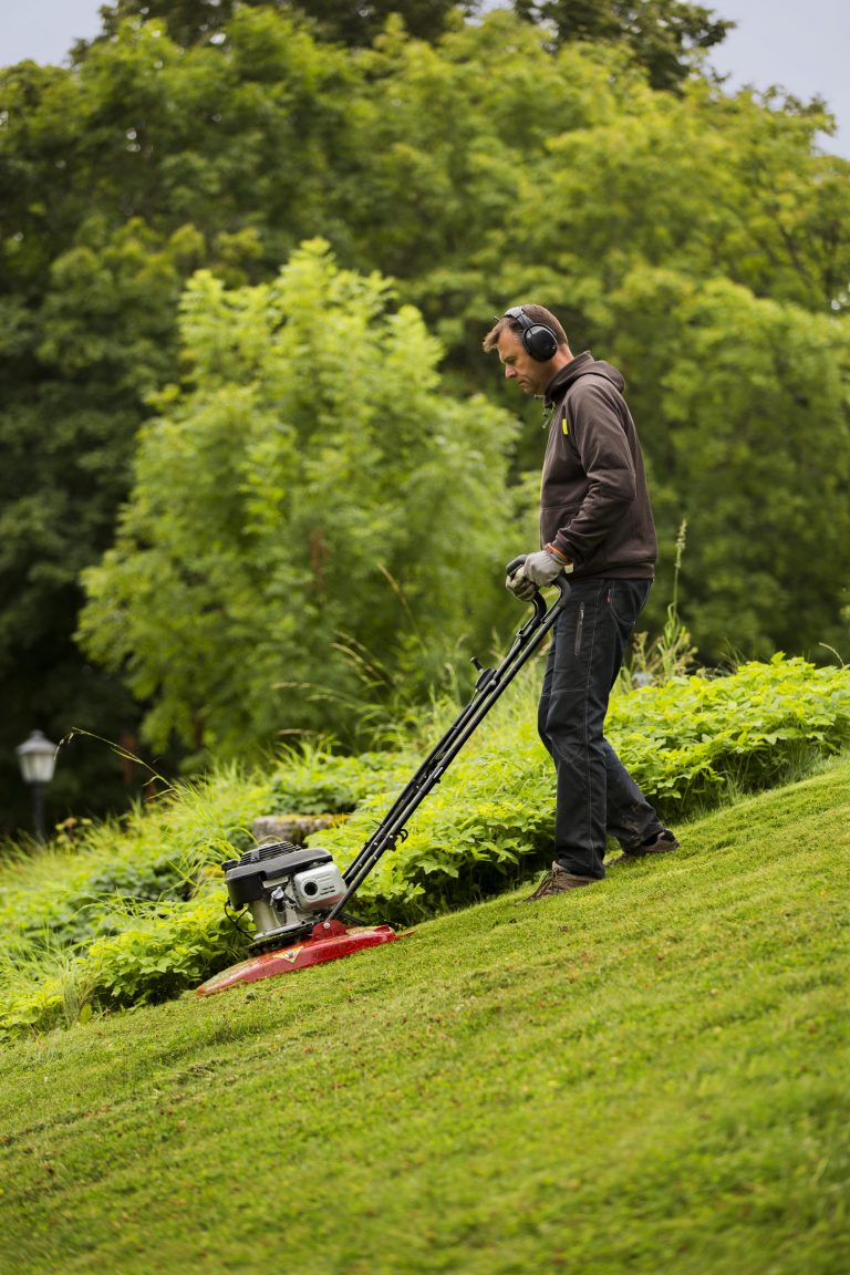 Toro HoverPro 550 - Hako