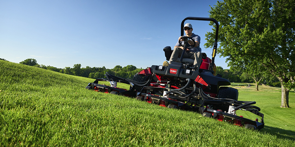 Toro Groundsmaster 4500-D - Hako